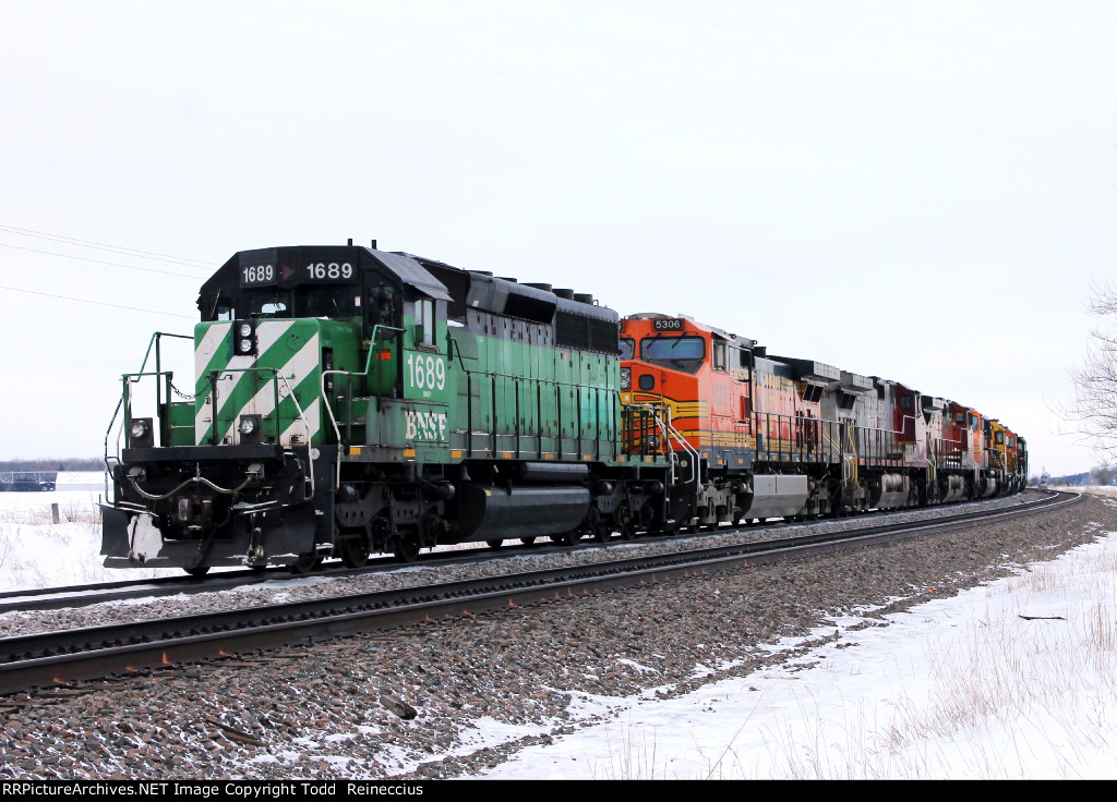 BNSF 1689